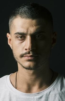 ملهم بشر - الدهليز - قاعدة بيانات الفن العربي والفنانين