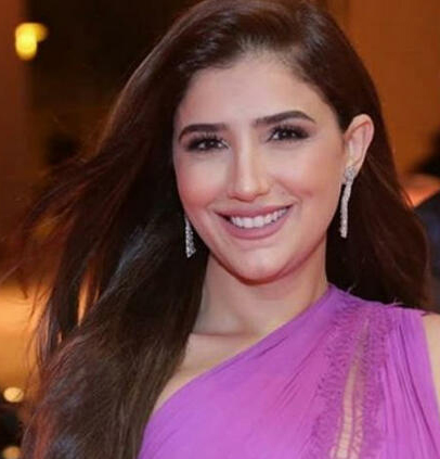 مي عمر - الدهليز - قاعدة بيانات الفن العربي والفنانين