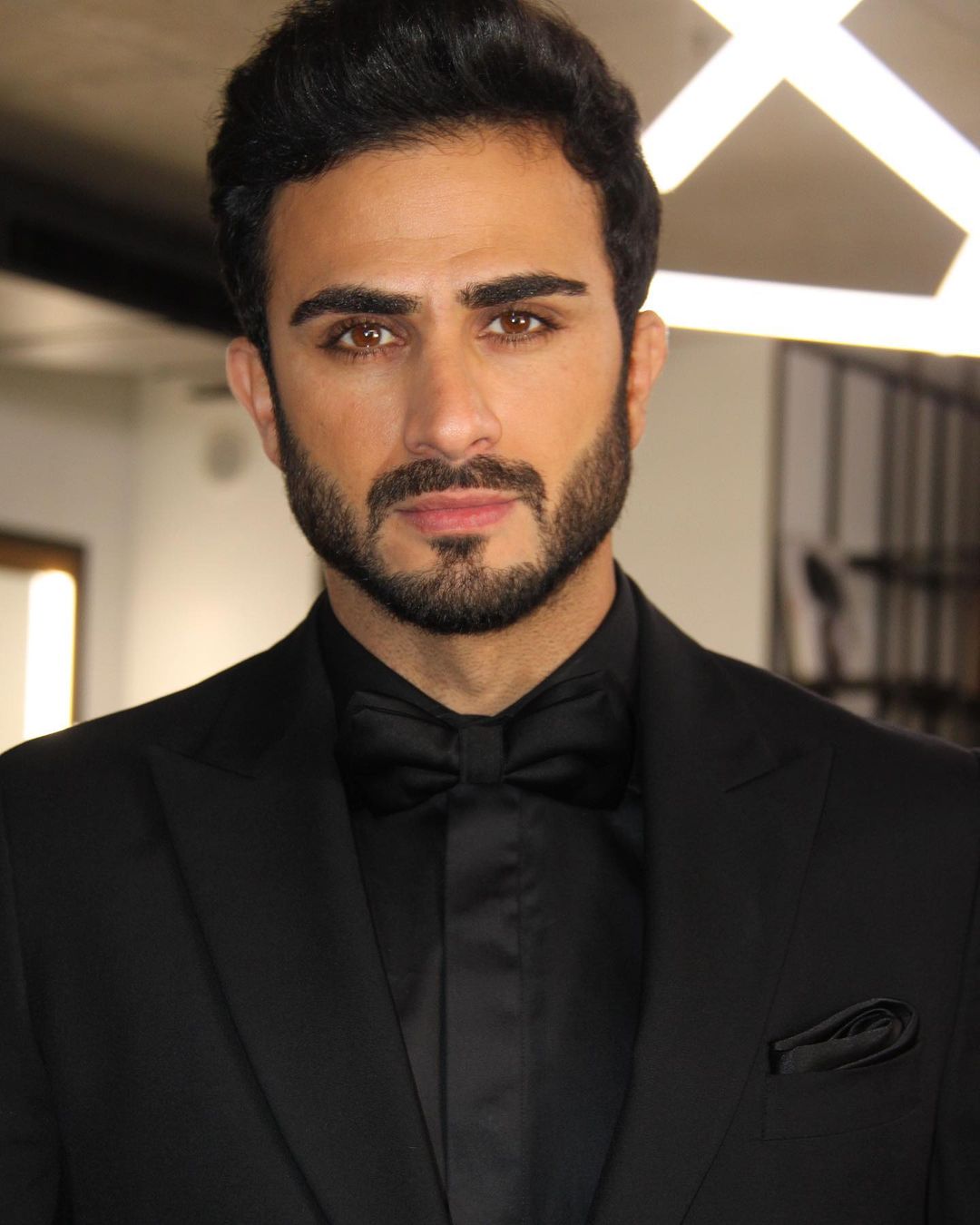 Alexander Uloom - Dhliz - Leading Egyptian movie and artist database