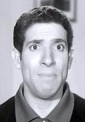 محمد عوض (1) - الدهليز - قاعدة بيانات الفن العربي والفنانين